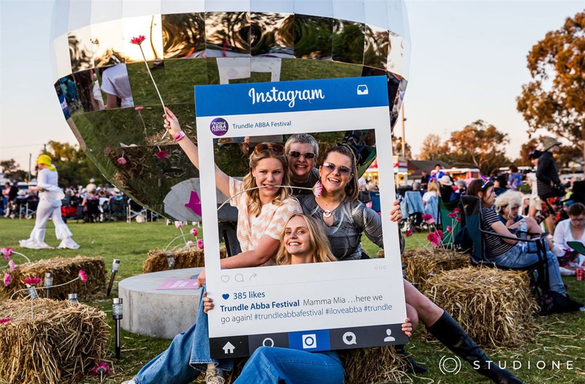 Festival Photos | Trundle ABBA Festival